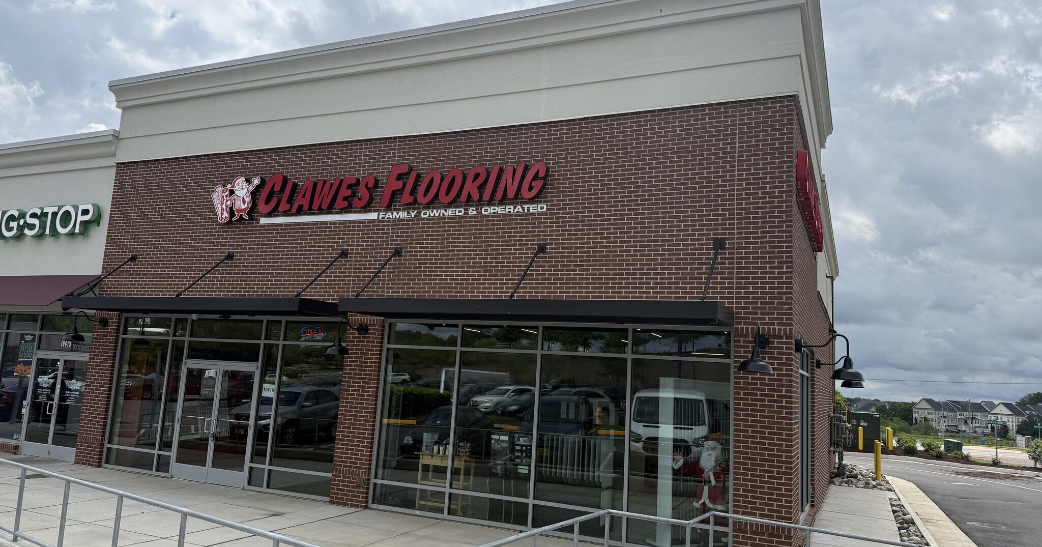 Your Flooring Store in Bristow VA - Clawes Flooring